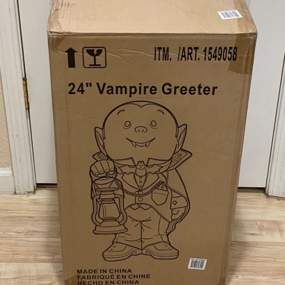 Holiday | Brand New 24 Halloween Vampire Door Porch Greeter With Led ...